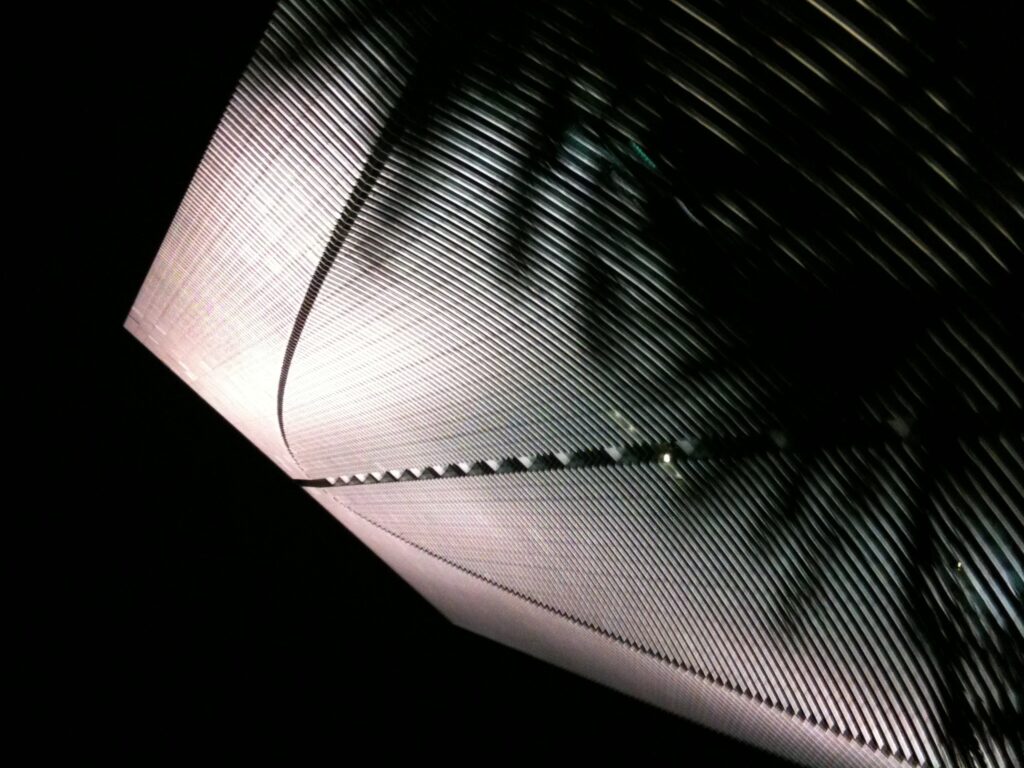 Miami Architecture - Brickell Arch - Miamism